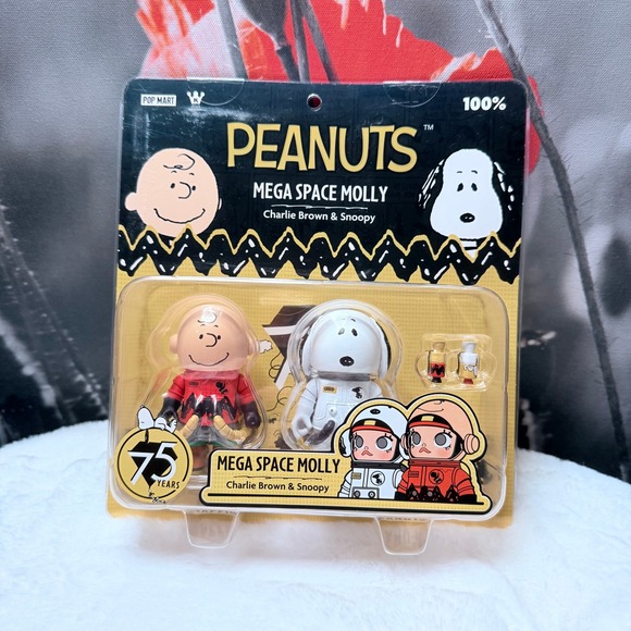 POP MART | Toys | Pop Mart Peanuts Mega Space Molly Charlie Brown ...